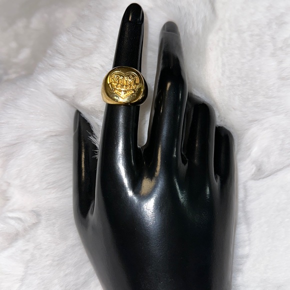 Coach | Jewelry | Coach Gold Tone Ring Size 5 2 With A Heart Design ...